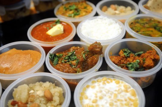 19 Tiffin Services in Mumbai That Offer Affordable & Homely Food